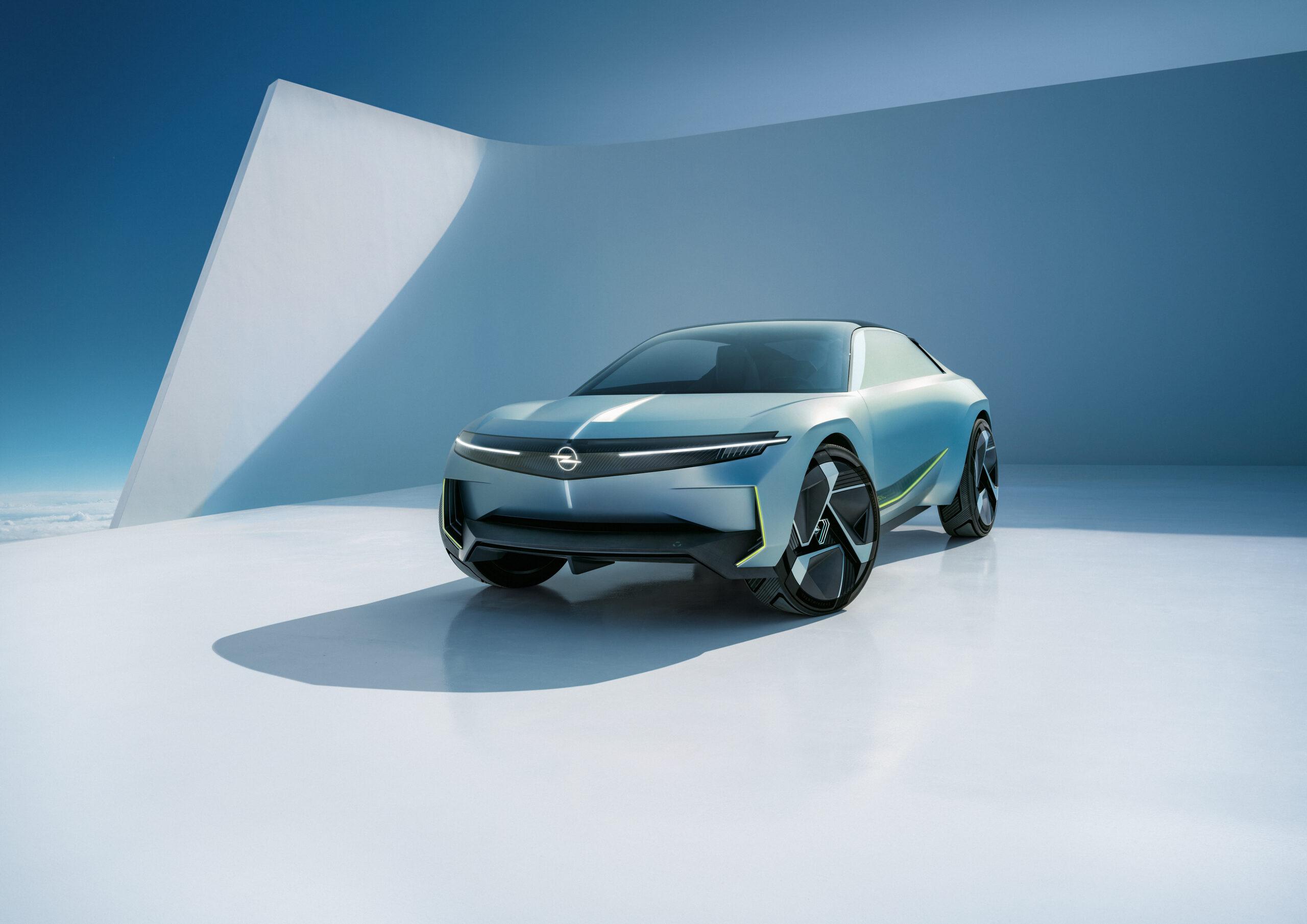Opel viert 60 jaar Opel Design Studio | Nieuws | Hekkert Autogroep